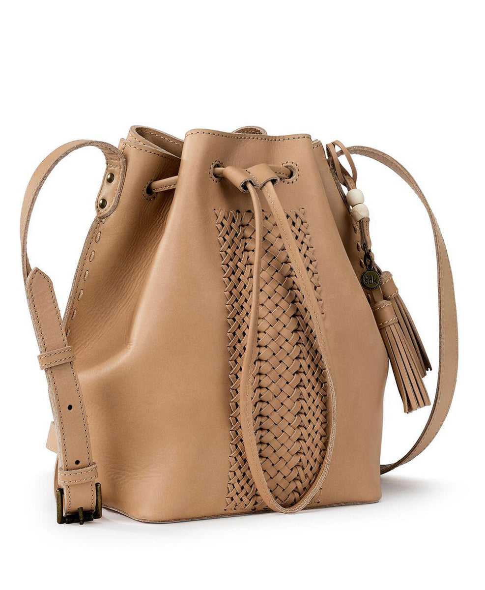 The Sak Natural Drawstring Bucket Beige NWT! $229 – DesignerBrandBOX